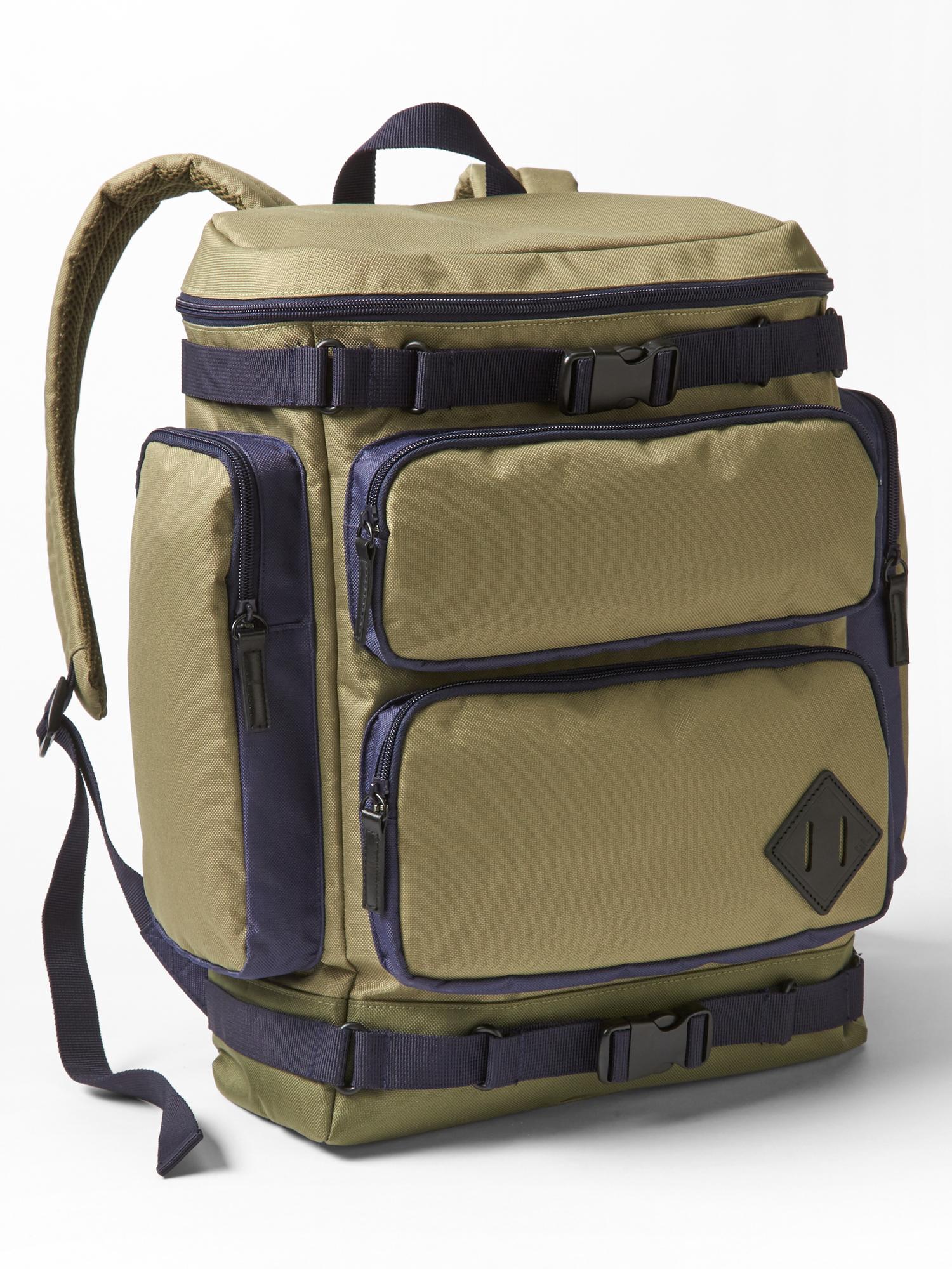 Gap公式オンラインストア | Nylon barrel backpack