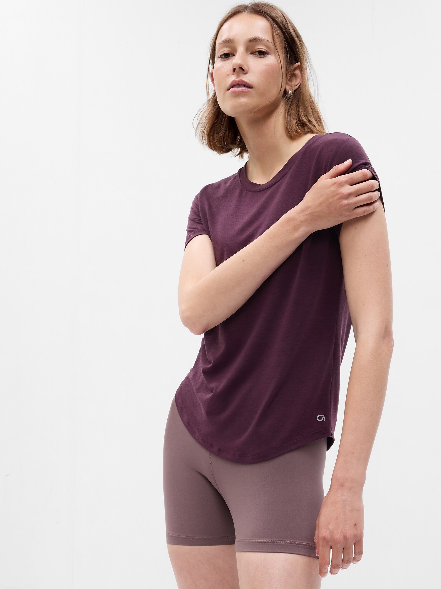 Gap公式オンラインストア | GapFit ブリーズ Tシャツ